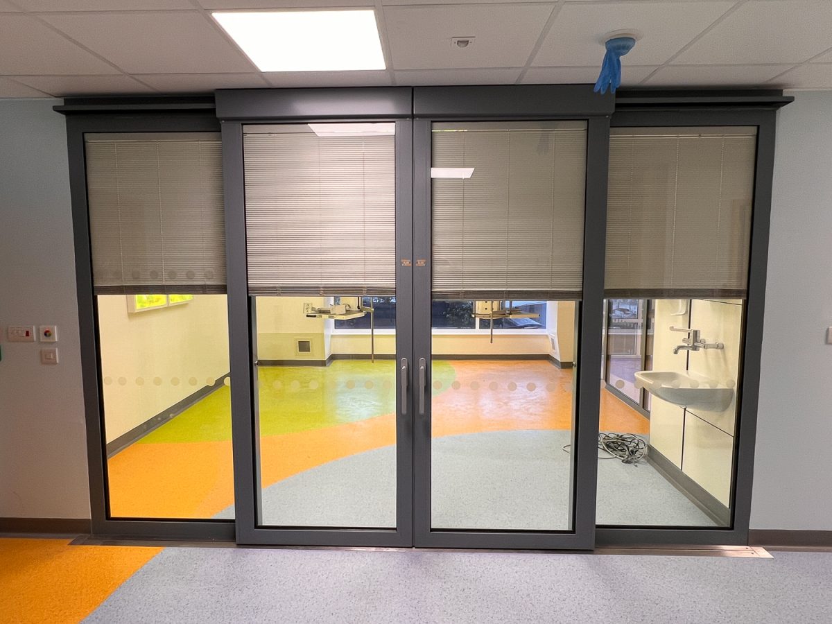 University Hospital Southampton PICU - Between Glass Blinds